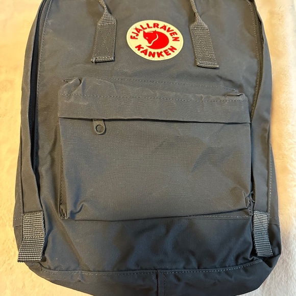 Fjallraven | Bags | Fjall Raven Back Pack | Poshmark
